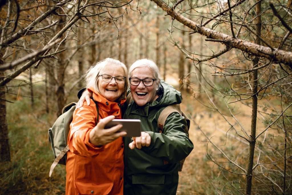 How Friendships Impact Aging in Seniors | Paramount Senior Living